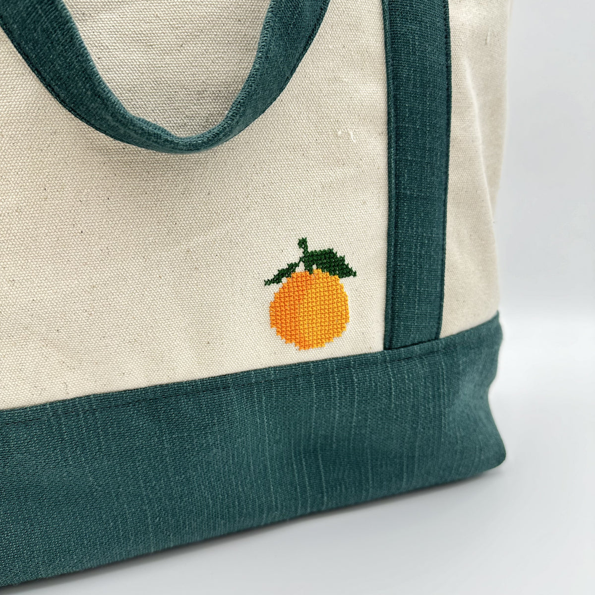 Yafa Large Tote in Green – Khoyoot Initiative